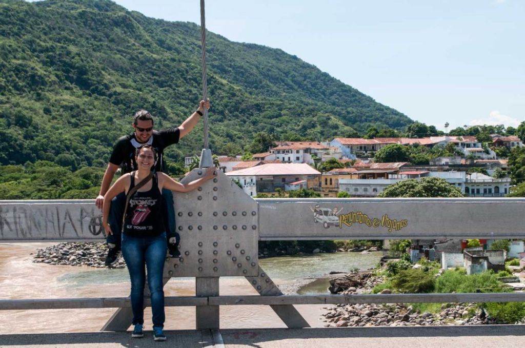 Honda, Tolima: la ciudad de los puentes y los colores - Renunciamos y ...