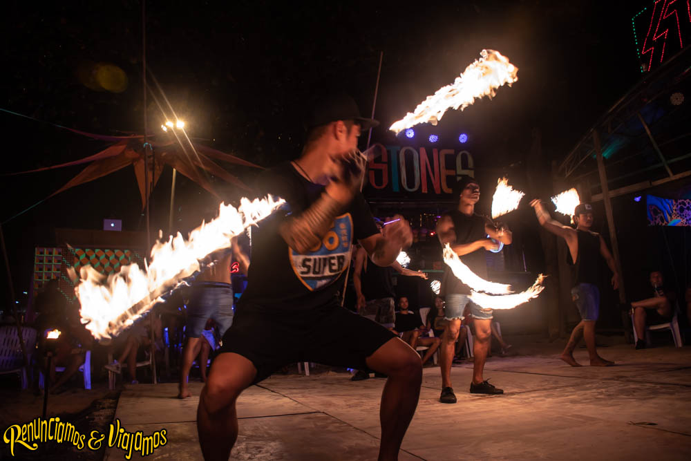 que hacer y que ver en koh phi phi tailandia renunciamos y viajamos ... que hacer y que ver en koh phi phi tailandia renunciamos y viajamos ...