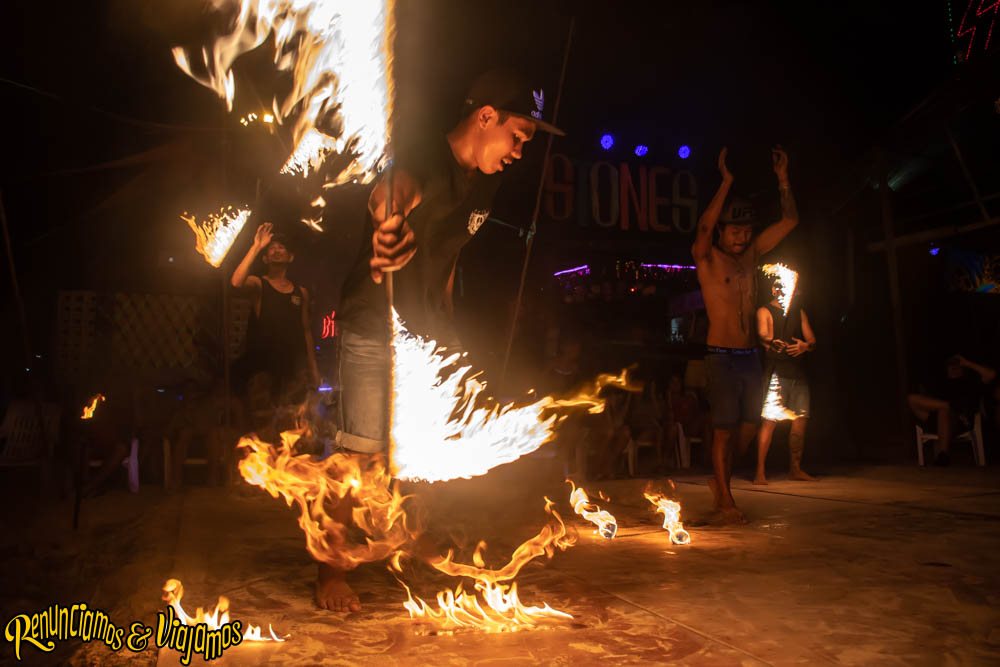 que hacer y que ver en koh phi phi tailandia renunciamos y viajamos ... que hacer y que ver en koh phi phi tailandia renunciamos y viajamos ...